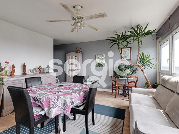Mons-en-Barul, Europe - Appartement 3 pièces à vendre