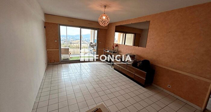 Appartement à vendre - Bormes-les-Mimosas, Centre-ville, Le Pin - 3 pièces - 2 chambres