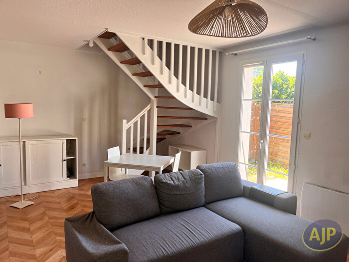 Maison 3 pièces à louer à Saintes, Saint-Sorlin, La Récluse