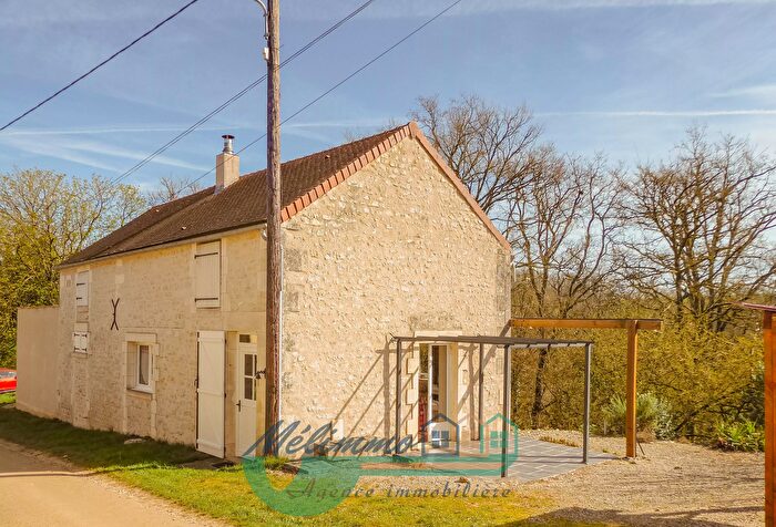 Maison à vendre - Coulangeron - 5 pièces - 3 chambres