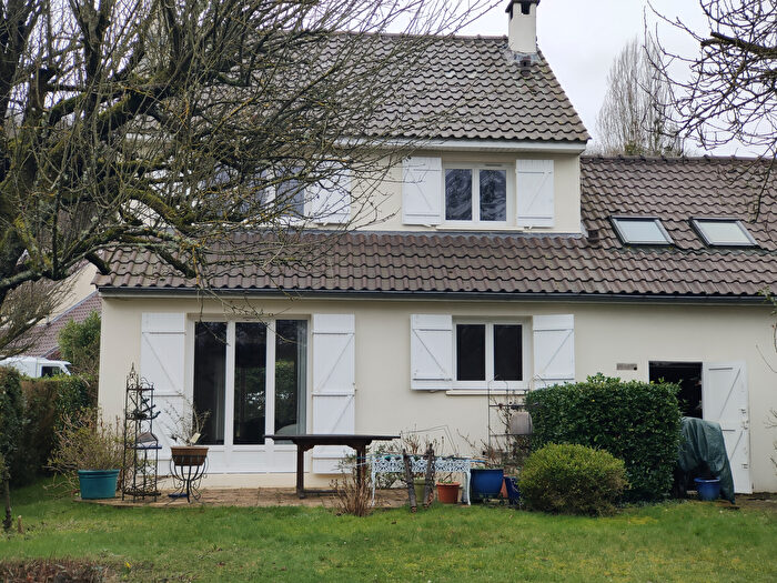 Maison à vendre - Saint-Rémy-lès-Chevreuse - 7 pièces - 5 chambres