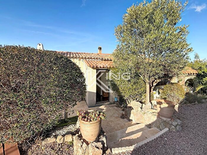 Maison à vendre - Fréjus, Caïs - 5 pièces - 3 chambres