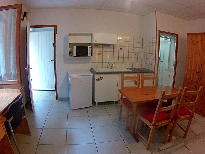 Camplanier, Nîmes : Appartement 1 pièce à louer