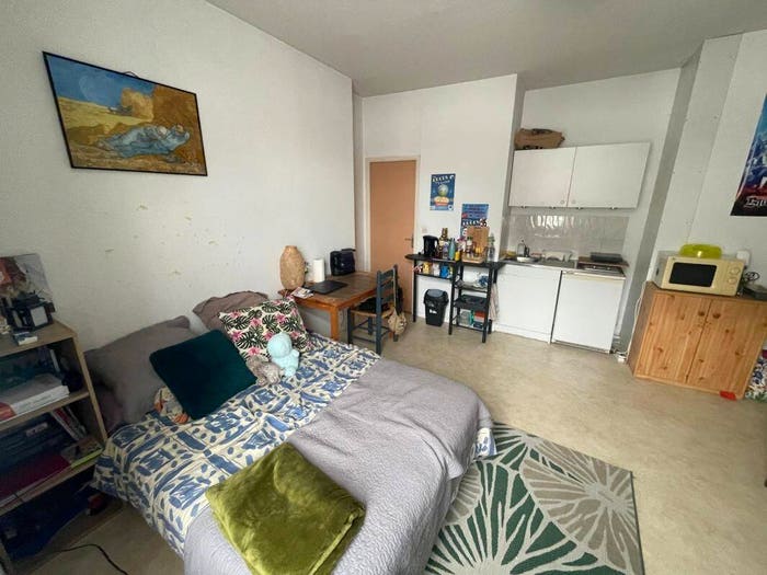 Vanteaux-Puy Las Rodas, Limoges : Appartement 1 pièce à louer