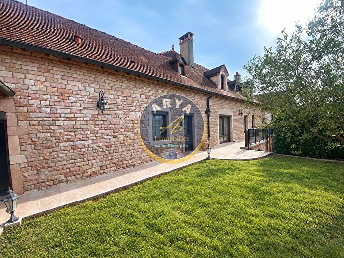Maison 8 pièces à vendre à Nuits-Saint-Georges