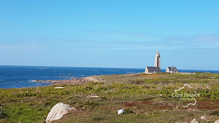 Maison à vendre - Fermanville - 6 pièces - 4 chambres