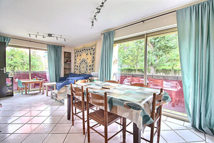 Appartement 5 pièces à Les Pennes-Mirabeau, Le Repos, Font Blanche, à vendre