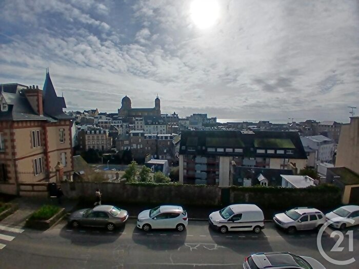 Appartement à vendre - Granville, Centre-ville - 6 pièces - 4 chambres