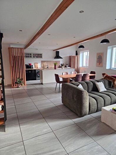 Ouest, Belleville-en-Beaujolais : Appartement 3 pièces à louer