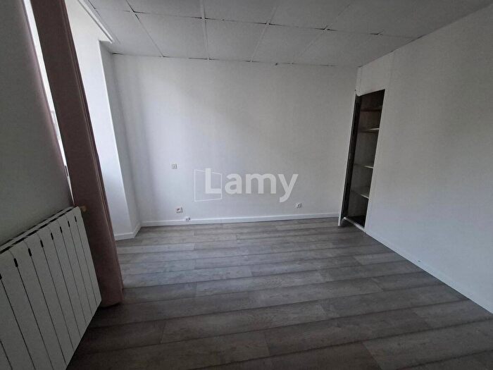 Appartement à louer - Bonlieu, Annecy - 2 pièces - 1 chambre