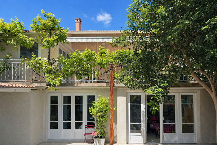 Maison à vendre - Avignon - 10 pièces - 3 chambres