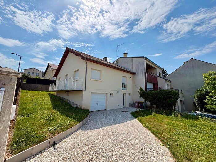 Maison 4 pièces à Brossolette-Vieux Bourg-Malraux, Châtillon, à louer