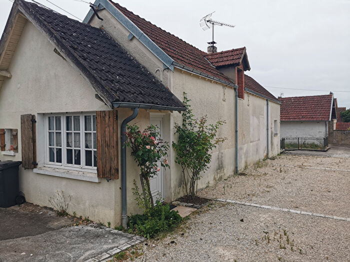 Maison 3 pièces à Villefranche-sur-Cher, à vendre