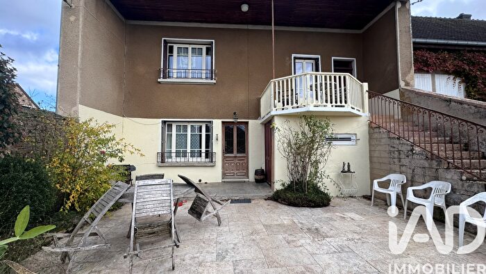 Maison à vendre - La Chapelle-sous-Brancion - 5 pièces - 3 chambres