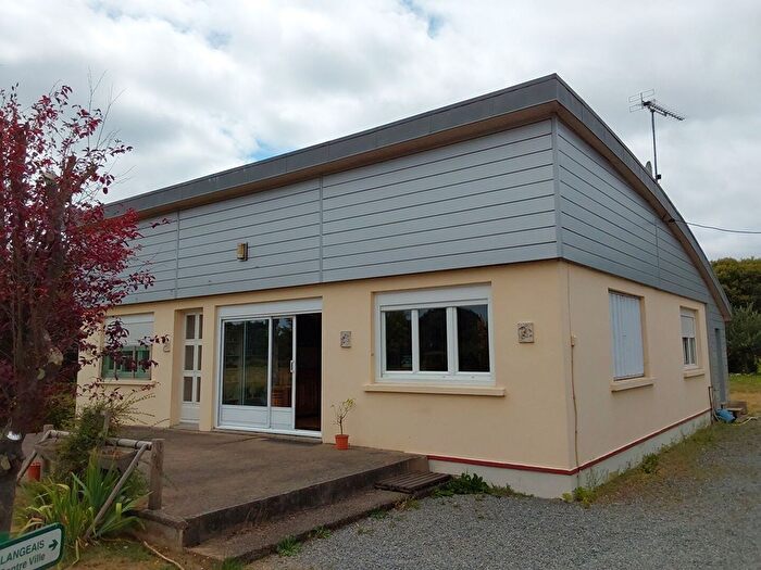 Saint-Martin-sur-Oust : Maison 4 pièces à vendre