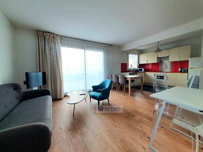 Appartement à louer - Centre, Maisons-Laffitte - 2 pièces - 1 chambre