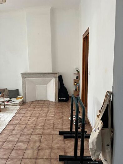 Appartement à louer - Marseille e , Cinq Avenues - 1 pièce