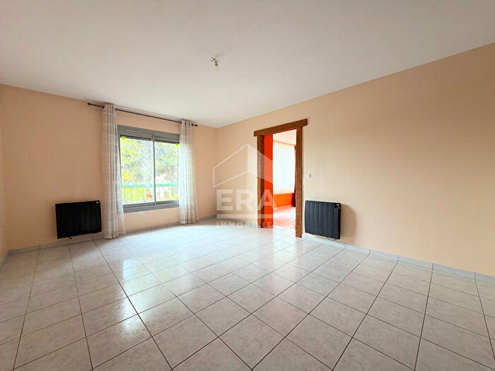 Appartement 3 pièces à Pertuis, Centre-ville, Fours à Chaux, Claret, à vendre