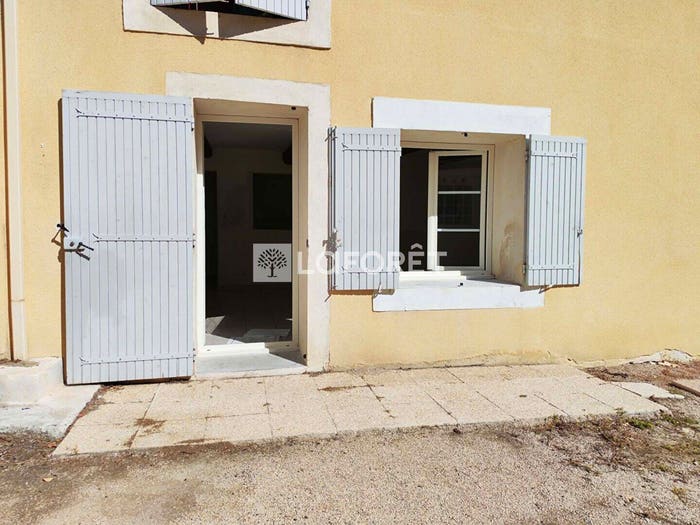 Nord, Entraigues-sur-la-Sorgue - Appartement 2 pièces à louer