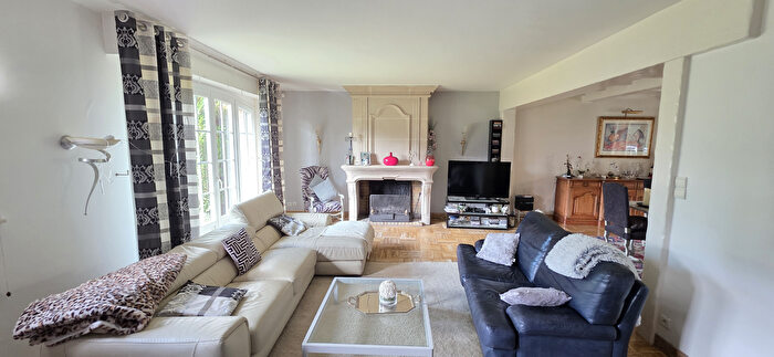 Maison à vendre - Bauvin - 8 pièces - 4 chambres