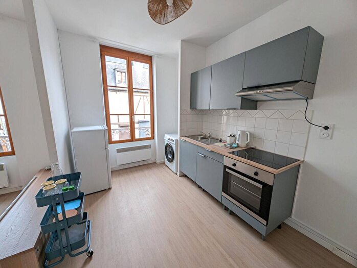 Maisons à vendre et appartements à louer - 2