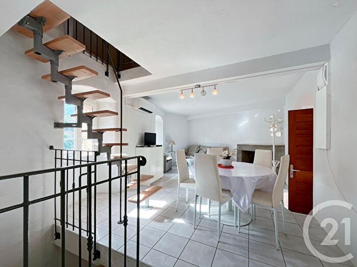 Maison à louer - Belgodère - 4 pièces - 3 chambres