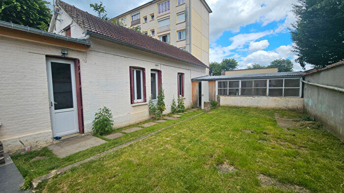Évreux, Navarre : Maison 3 pièces à louer
