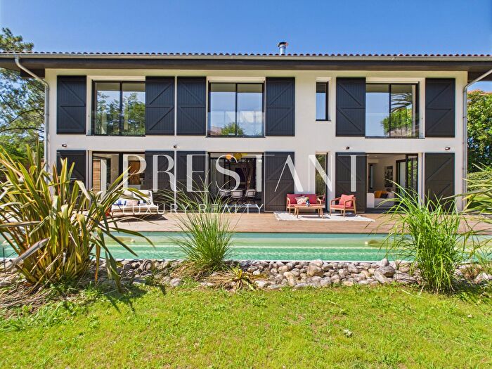 Maison à vendre - Arcangues - 11 pièces - 5 chambres