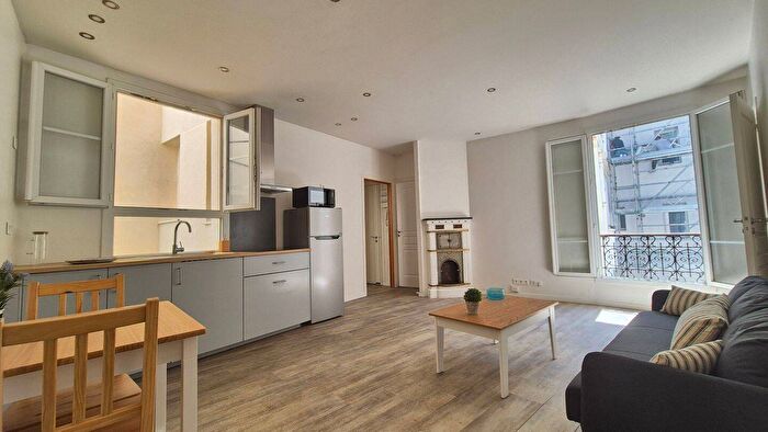 Appartement 3 pièces à Paris 18ème arrondissement, à louer