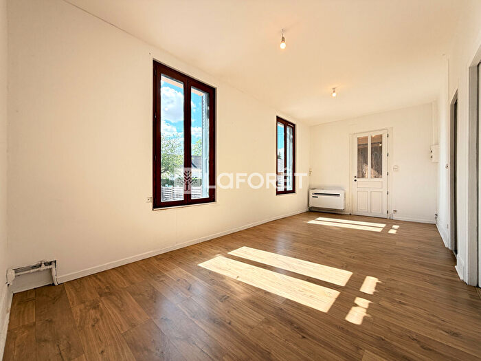 Maison 3 pièces à Bailleau-le-Pin, à vendre