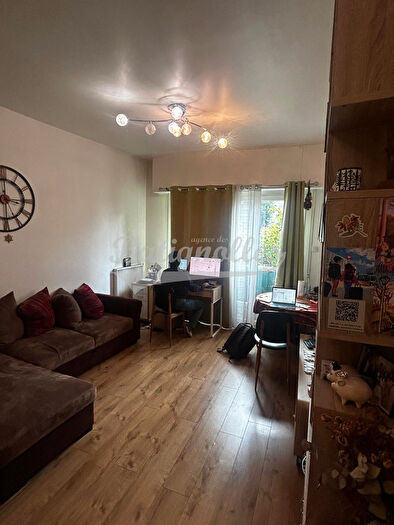 Appartement à louer - Cachan, Ouest Nord - 2 pièces - 1 chambre