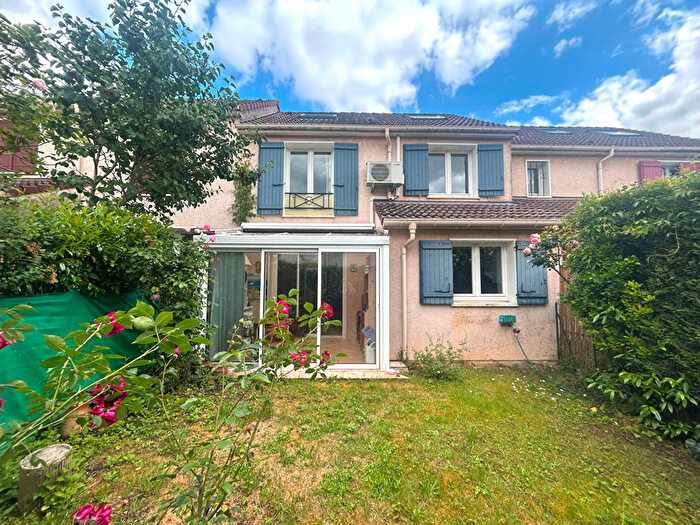 Maison 6 pièces à vendre à Plaisir, Aqueduc