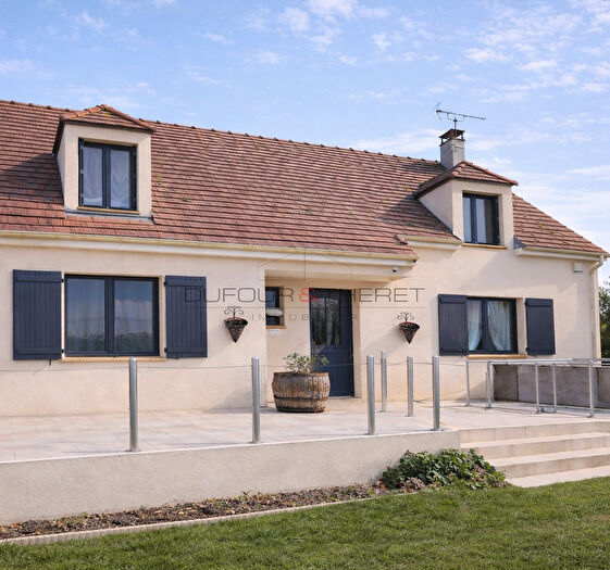 Maison à vendre - Rozay-en-Brie - 6 pièces - 4 chambres