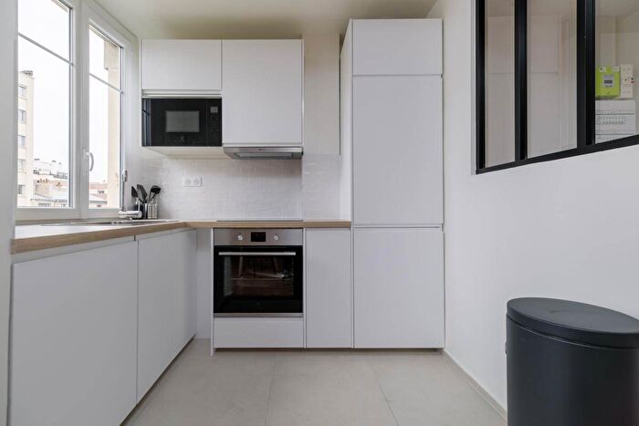 Appartement à louer - Gambetta, Paris ème arrondissement - 2 pièces - 1 chambre