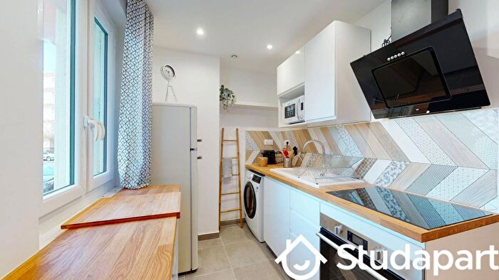 Appartement à louer - Saint-Cyprien, Toulouse - 1 pièce - 1 chambre