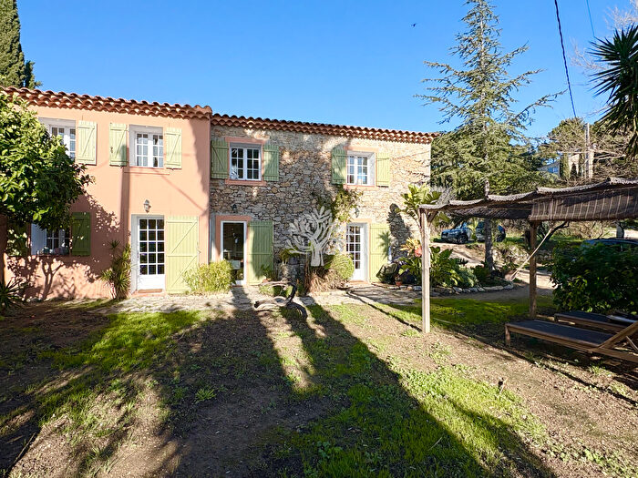 Maison à vendre - Sanary-sur-Mer, Pierredon, Boucène, La Piole, Le Lançon, La Bernarde - 4 pièces - 3 chambres
