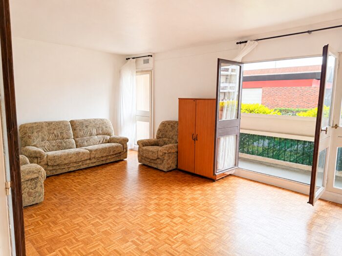 Appartement 4 pièces à Nanterre, Vieux Pont, à vendre