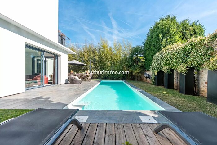 Maison à vendre - Sucy-en-Brie, Centre-ville - 6 pièces - 3 chambres