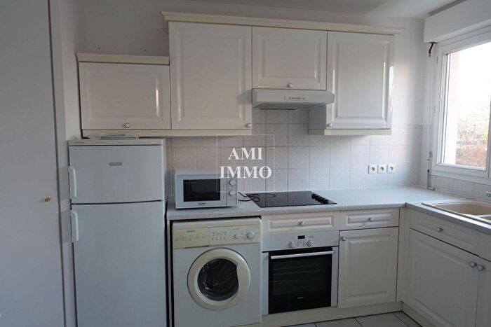 Appartement 2 pièces à Maison Blanche-Vauban Coulée verte, Châtillon, à louer
