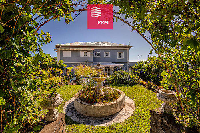 Maison à vendre - Saint-Denis, La Montagne ème - 8 pièces - 7 chambres