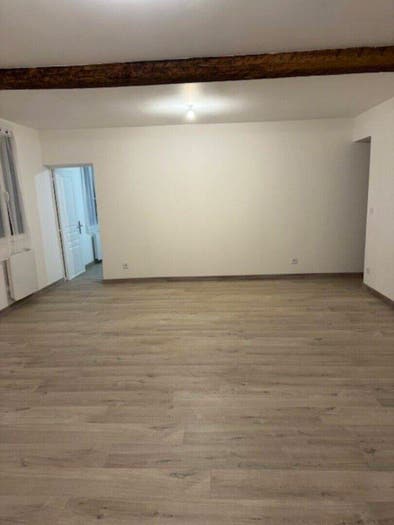 Pasteur, Pont-Sainte-Maxence : Appartement 3 pièces à louer