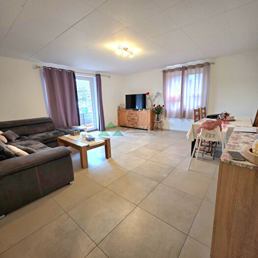 Appartement à vendre - Hégenheim - 3 pièces - 2 chambres