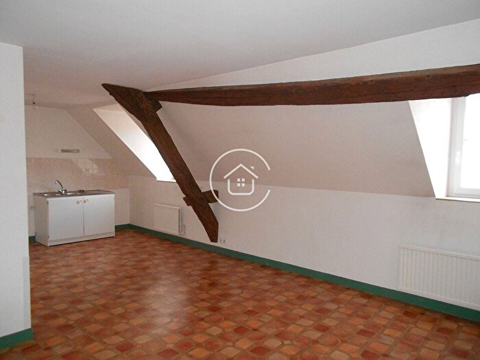 Appartement à louer - Gerard Yvon, Vendôme - 3 pièces - 2 chambres