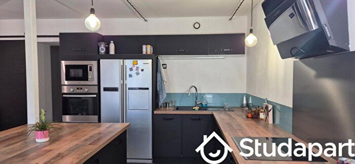 Appartement à louer - Angers - 1 pièce - 3 chambres