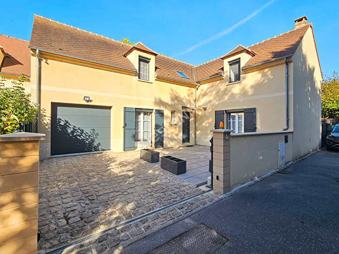 Maison 7 pièces à vendre à Cormeilles-en-Vexin
