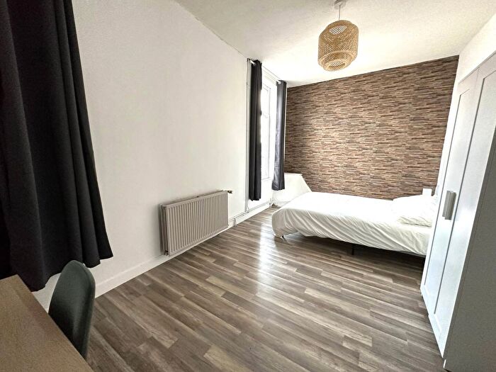 Appartement à louer - Justice-Fraternité-Linne-Chemin Neuf, Roubaix - 1 pièce