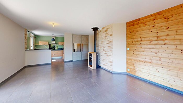 Maison 5 pièces à louer à Sainte-Radegonde