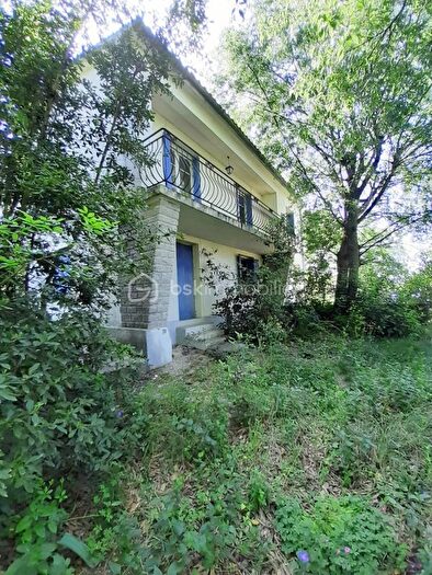 Maison à vendre - Saint-Hippolyte-du-Fort - 6 pièces - 4 chambres