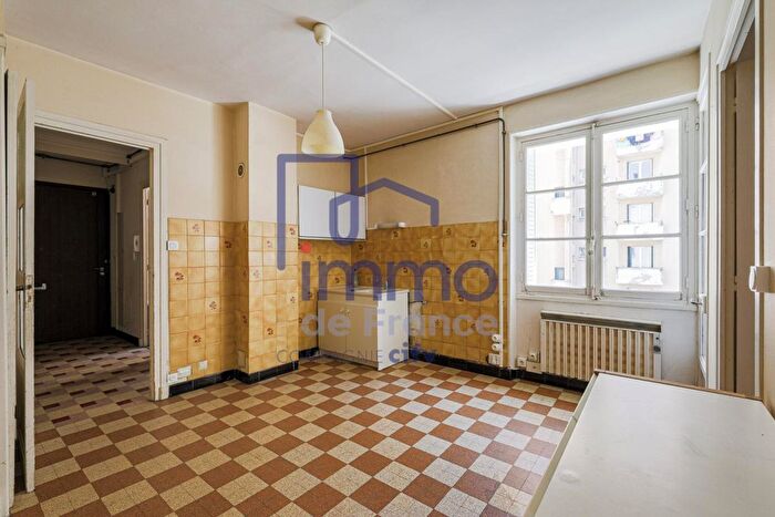Appartement 4 pièces à Grenoble, La Capuche, Grands Boulevards, à vendre