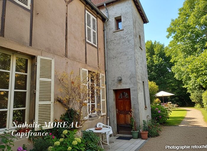 Maison à vendre - Autun, Centre-ville - 8 pièces - 2 chambres